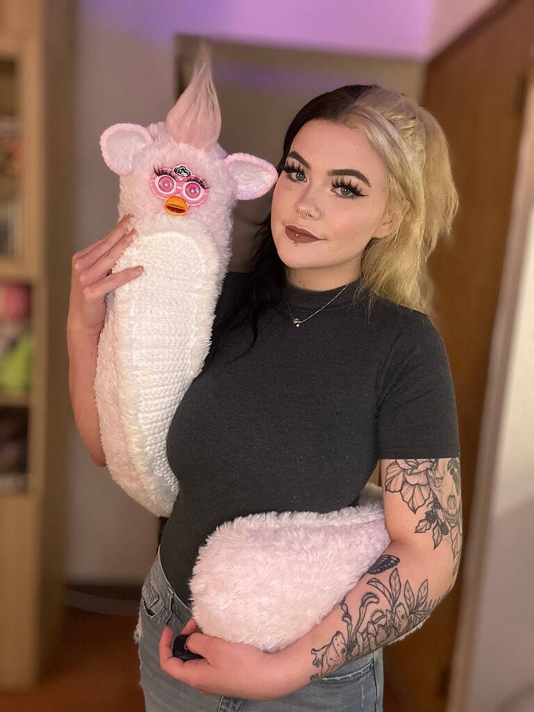 Cursed worm pattern! my first ever pattern :) - Crochet 🧶 - Ribblr ...