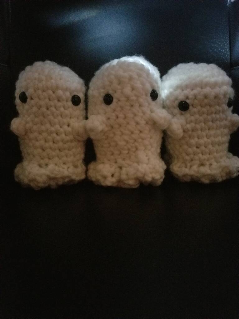 Cute ghosts!! - Crochet 🧶 - Ribblr community