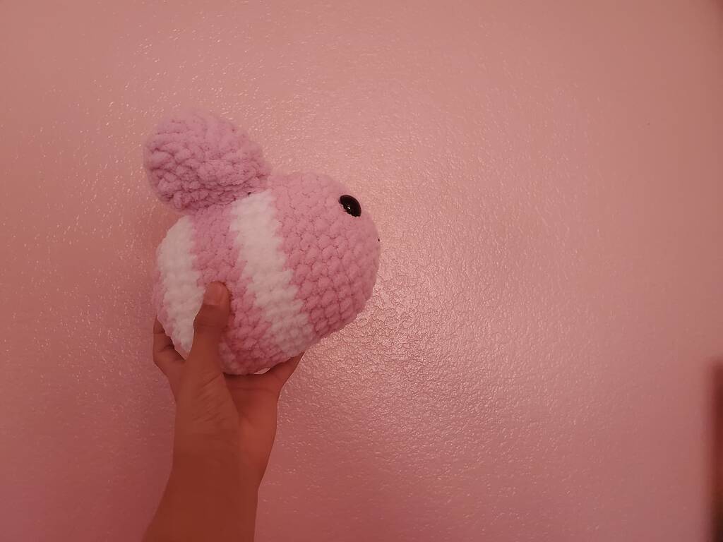 Valentines Bee! - Crochet 🧶 - Ribblr community
