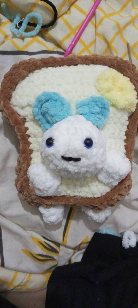 cat toast - Crochet 🧶 - Ribblr community