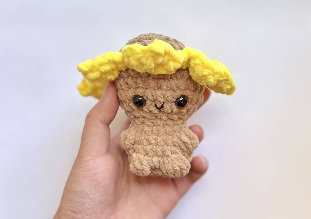 No-Sew Sunflower Creature Pattern Release! - Crochet 🧶 - Ribblr community