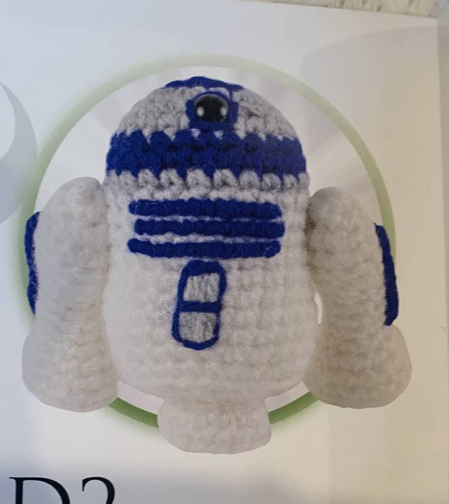 Slight Adjustments to Lucy Collin’s R2-D2 pattern - Crochet 🧶 - Ribblr community