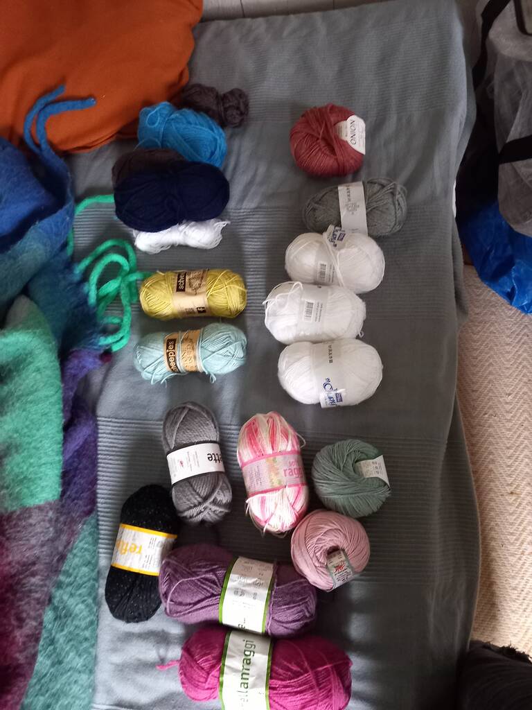 Yarn haul!! Uhm kinda - Crochet 🧶 - Ribblr community