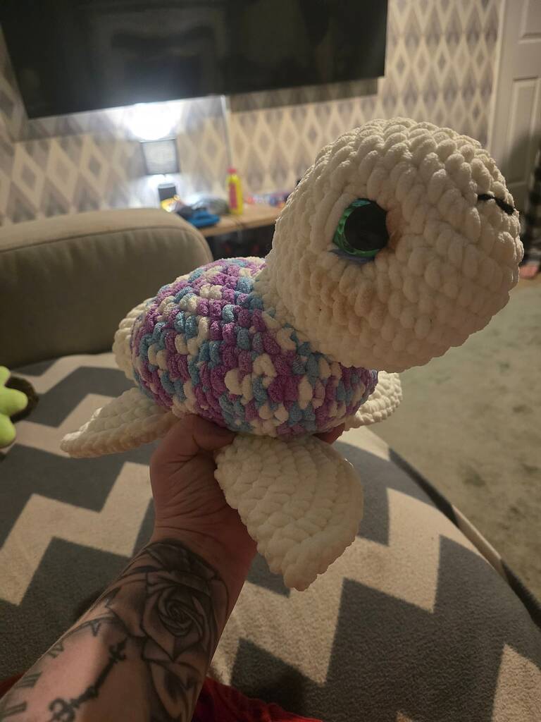 First Plushie!! 🌟 - Crochet 🧶 - Ribblr community