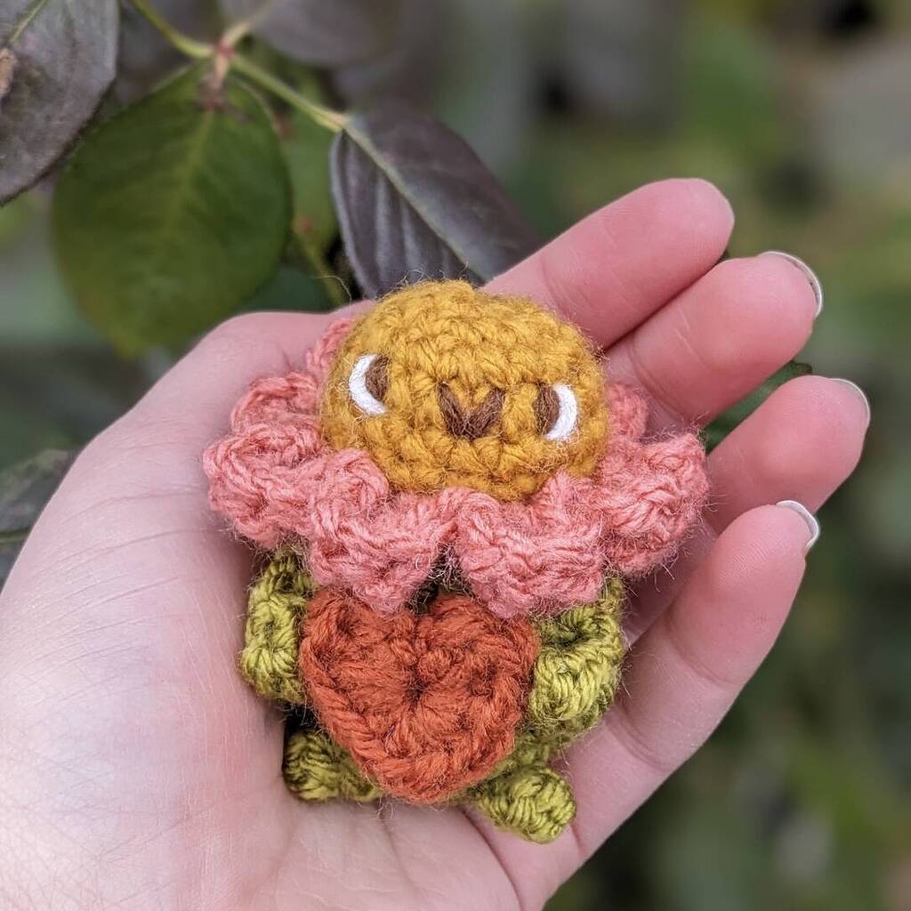 [Closed] Tester call for Crochet: No-sew cute little flower buddy ...
