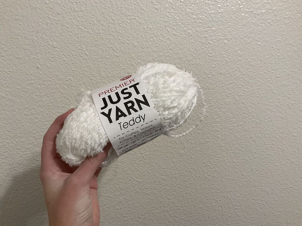 White fuzzy yarn? - crochet - Ribblr community