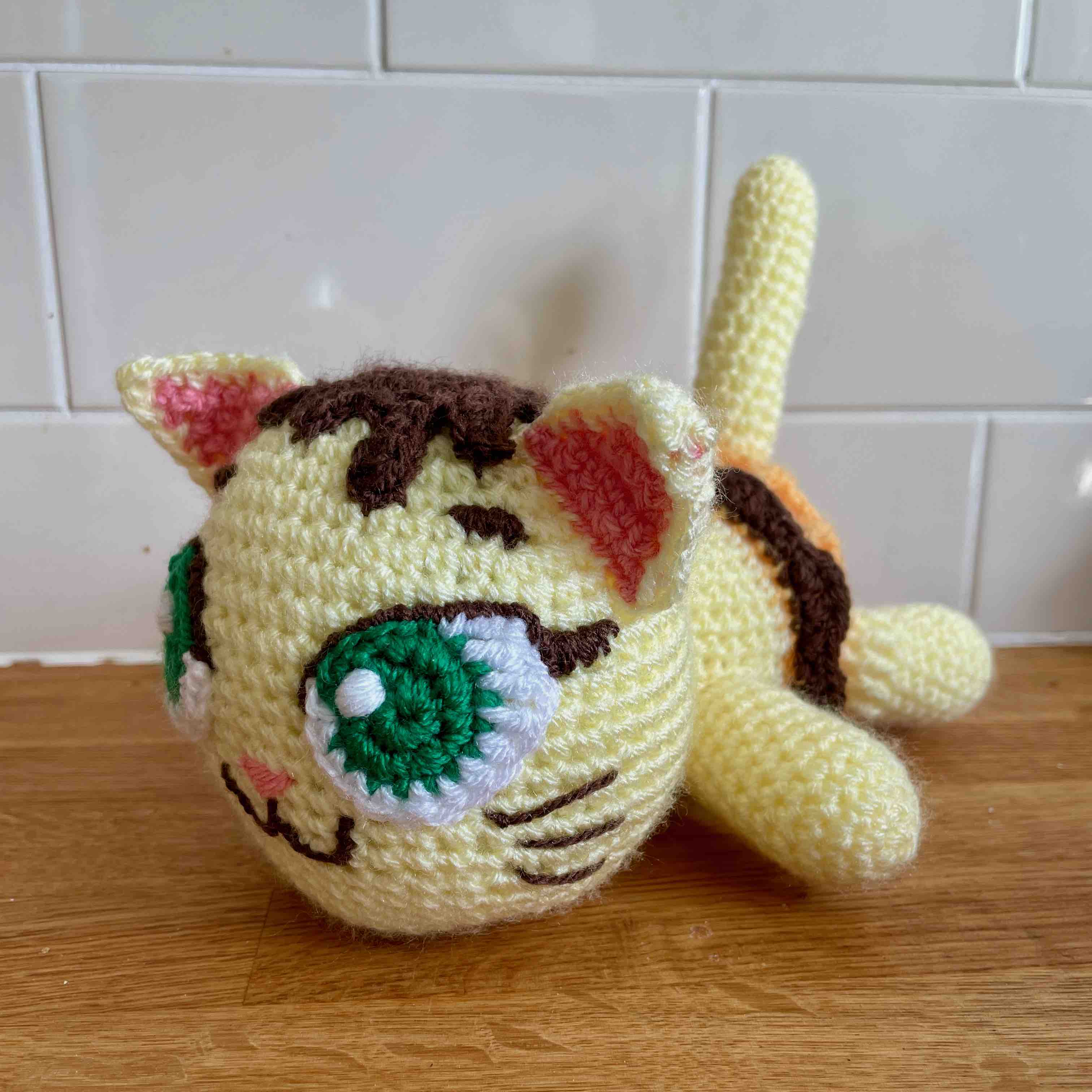 Vanilla Ice Cream Cat Amigurumi Pattern - Crochet 🧶 - Ribblr community